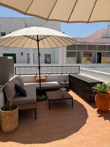 Townhouse With Rooftop Terrace In Olhão - Olhão