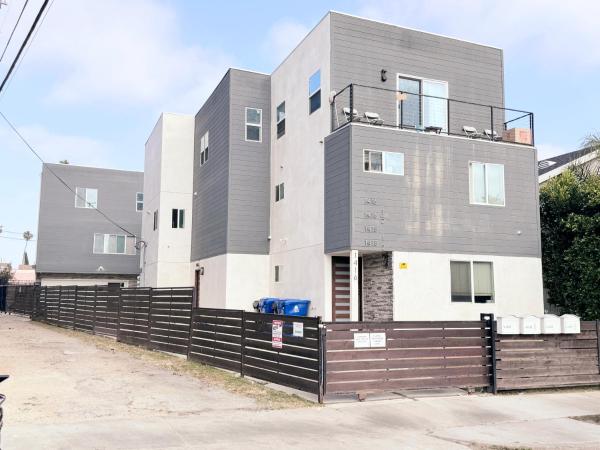 Stylish 4br Townhouse In Central La - Los Angeles