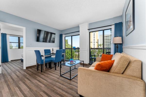 Delightful Garden View 2 Bed 2 Bath Balcony Condo 7 Min To Universal - Orlando, FL