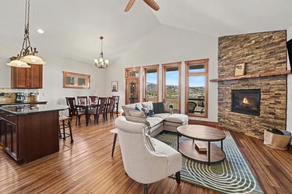 Luxury Overlook At Mary's Lake - Bear Lake