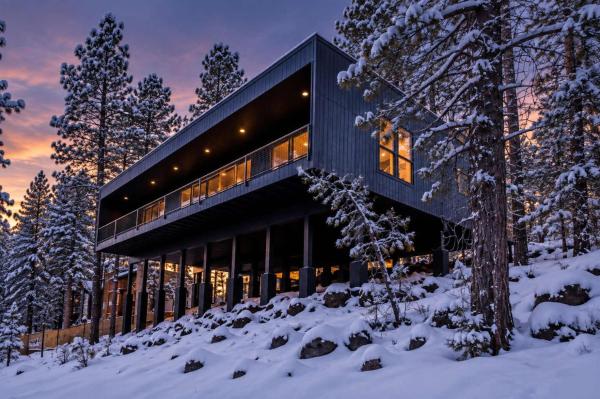Le Cabin Noir Modern Alpine Retreat Spa Bbq - Flagstaff
