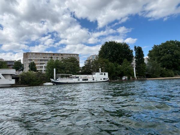Chambre D'hôtes Sur Un Bateau Logement - Paris