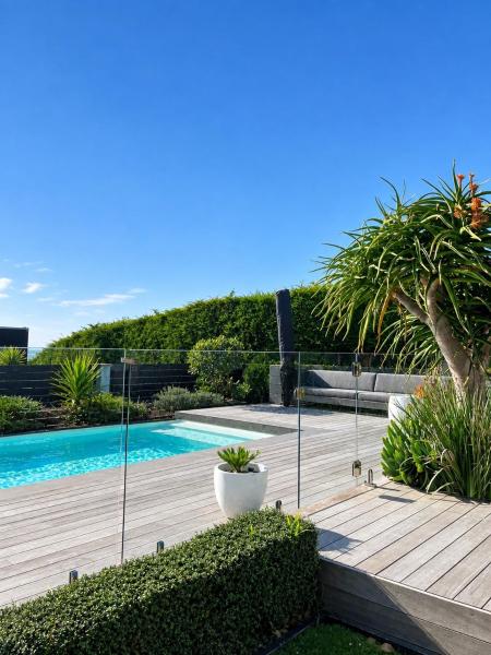 Sumner, Christchurch Lush 2 Bdrm Ground Level Apt With Private Pool Located On Scarborough Hill - 크라이스트처치