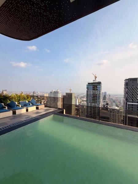 Luxury Nest On The 43rd Floor - Phnom Penh