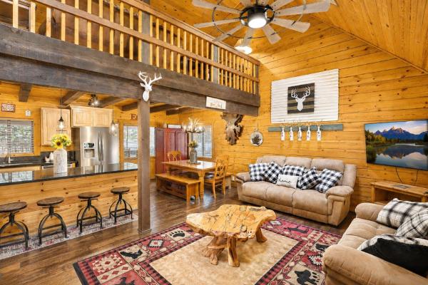 Real Log Cabin In The Pines With Large Game Room! - Pine, AZ