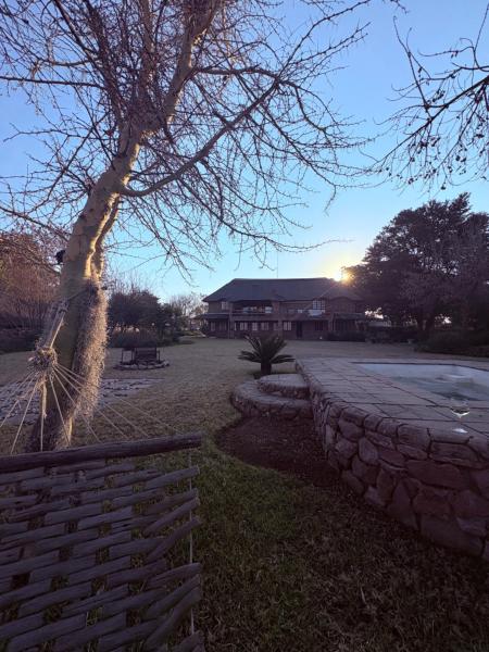 Cedar Stone - Vaal Marina