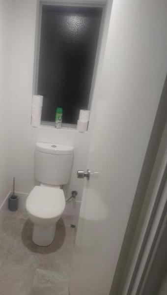 Private Queen Bed Close To All Amenities Room 3 - Perth
