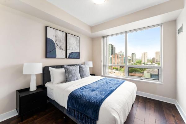 Cozy 1br Condo With Parking & Private Balcony - Victoria University