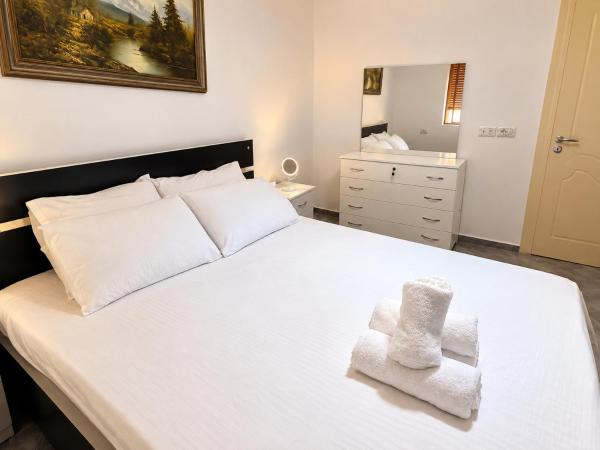 Prestige Apartment Fier - Albania