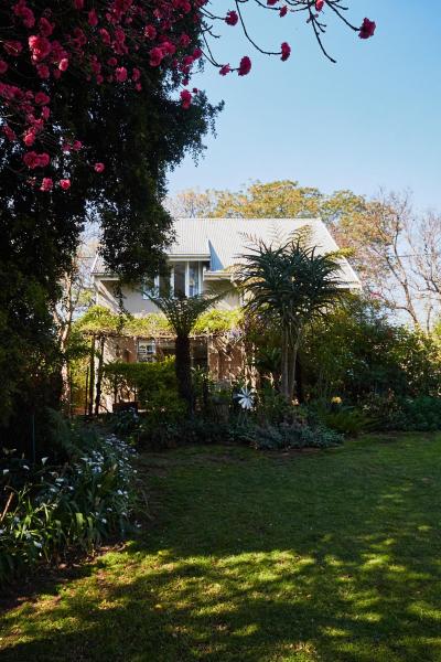 Luxurious, Private, Central, Gas & Solar Powered - Johannesburg