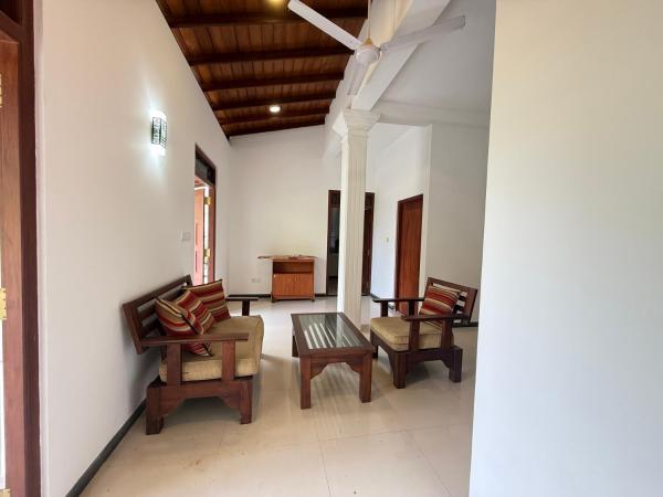 Villa Shiny - Hikkaduwa