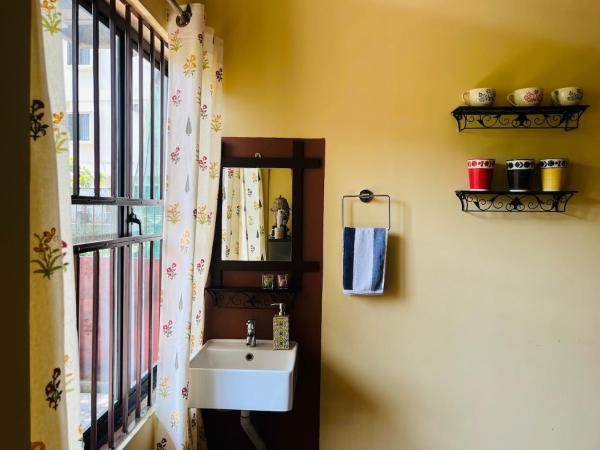 Ménage - 1 Bhk With Separate Entrance - Guwahati