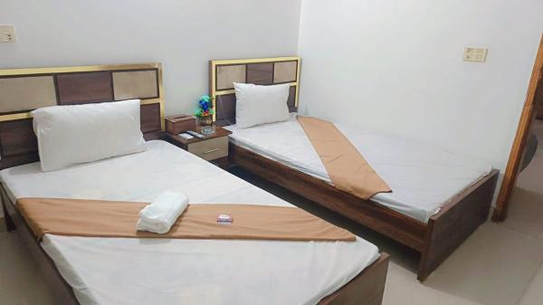 Veloura Family Suites Near Airport - Karachi