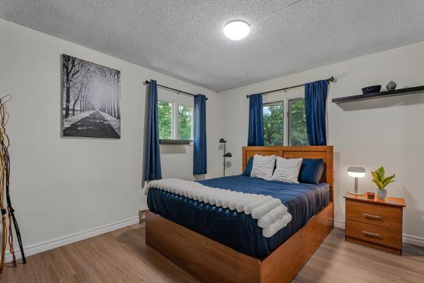 Cozy Huntsville Room With Fire Pit, Bbq, Close To Downtown - Algonquin Provincial Park