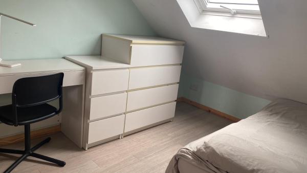M&n Room Green - Watford