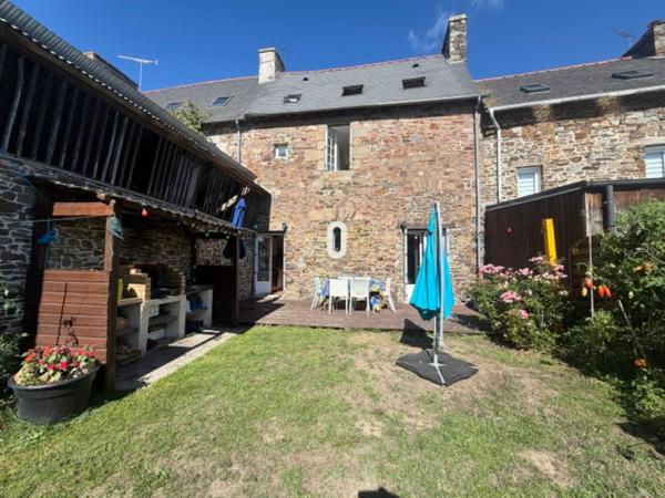 Maison Familiale De Caractère Centre De Dol De Bretagne - Combourg