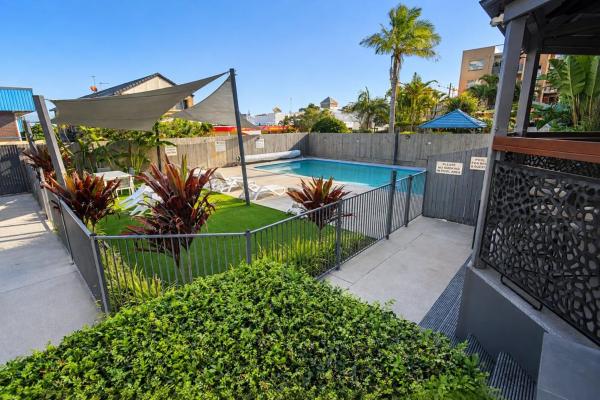 Private Rooftop -Ocean Views - Pool - Bribie Island