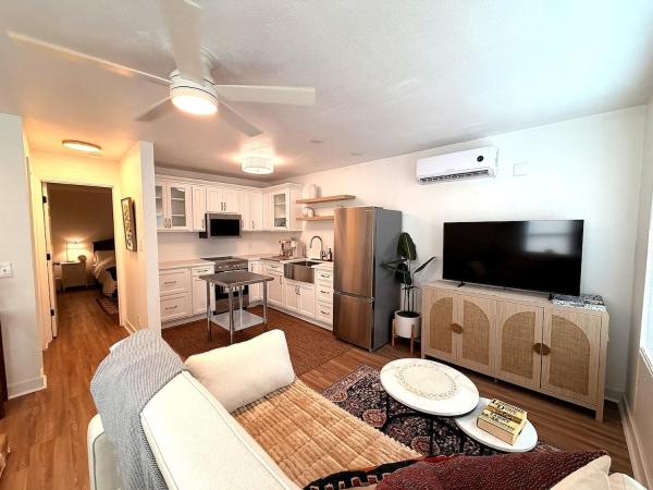 Nomad & Nest, Historic Monte Vista Retreat - San Antonio