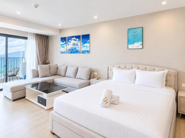 Luxury Gold Coast Apartment With Panoramic Sea View By San Ocean - Vietnam