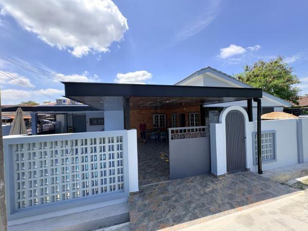 10 Pax Acacia Staycation Shah Alam Homestay - Selangor