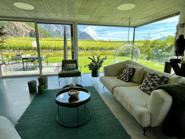 Designer Villa,private Hot Tub - Martigny