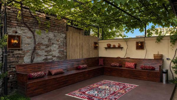 Grape Yard - Guest House In Tbilisi - Georgia