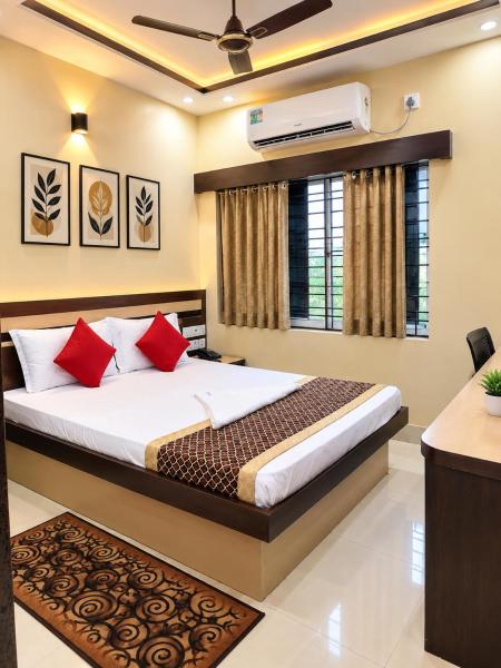 Hotel Triumph Inn Near Railway Station ##Best Property In Front Of Station## - Bhubaneswar