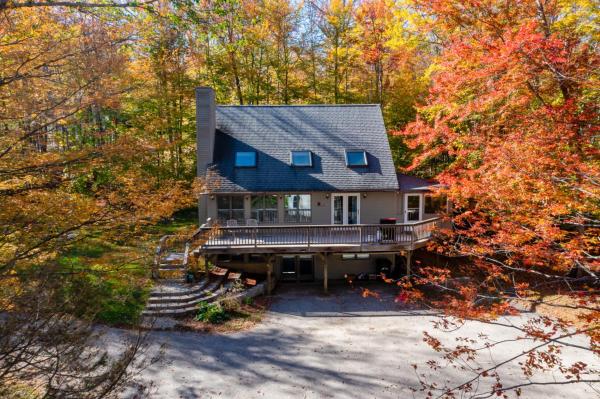 Retreat Near Conway Hottub Harry Potter Room - North Conway, NH
