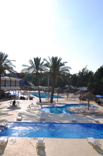 Sourtorini Resort - Lebanon