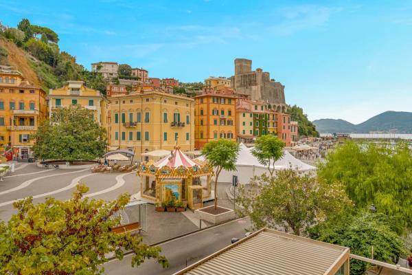 Nido Degli Angeli-lerici In Front Of The Sea - Lerici