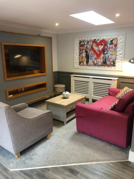 Woodlands Retreat & Hot Tub - Lincolnshire