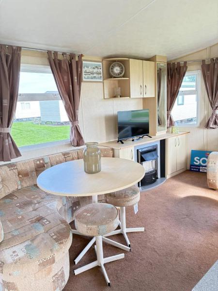The Thomas Breeze Escapes - Rhyl