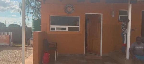Little Rose Guesthouse - Jane Furse