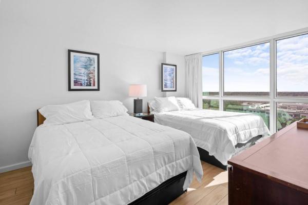 Modern Cozy Getaway In Fort Myers - Fort Myers, FL