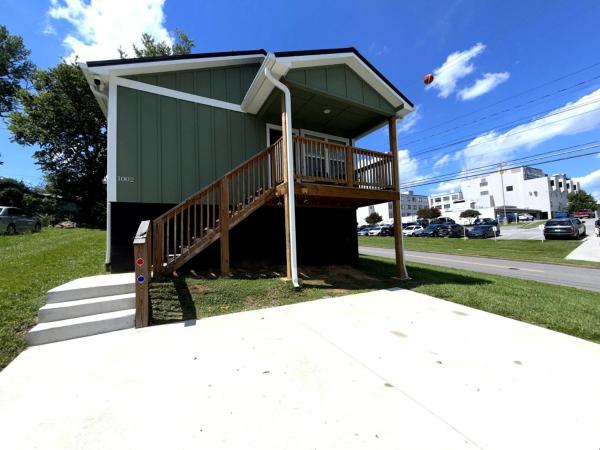 The Nightingale - Across From Morristown-hamblen Hospital - Morristown, TN