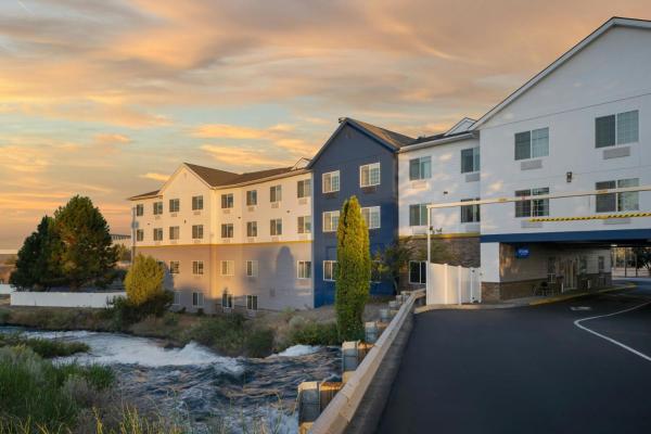 City Express By Marriott Redmond Bend Airport - Redmond, OR