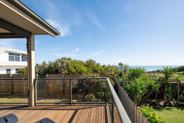Holiday Shacks - Bonbeach Coastal Retreat - Frankston