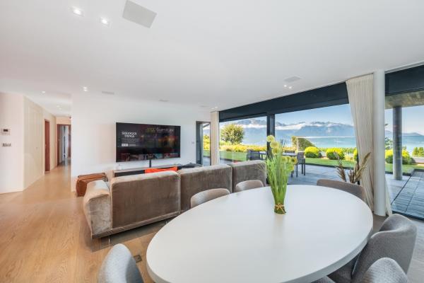 Charming And Spacious Residence In The Heart Of Brent By Guestlee - Vevey