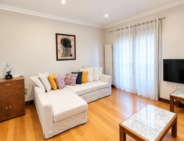 Centrally Located Flat In Madrid For 6 People - Madrid