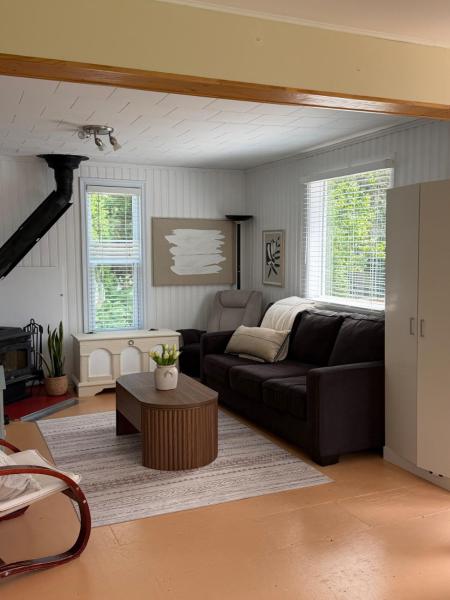 Chalet Au Bord Du Lac-st-jean - Alma