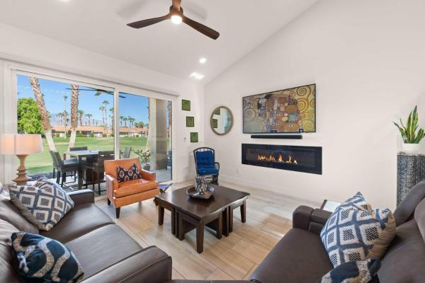 V3955- Upscale Haven - Palm Desert, CA
