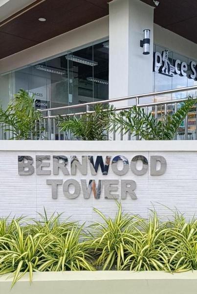 1br Condo Private Balcony - Iloilo City