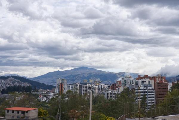 Full Suite In Bellavista Quito - 基多