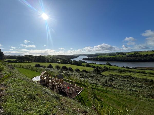 The Waterfront House In Kinsale, Hosted By Exquisite Holiday Homes Sleeps 19 - Kinsale
