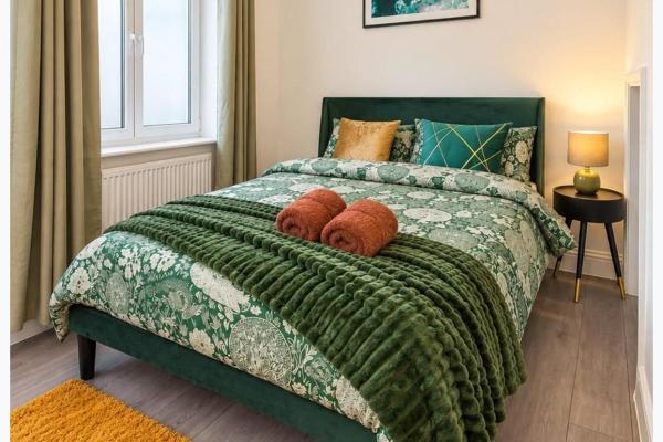 Gorgeous House Sleeps 6 With Garden And Parking - St Leonard's Tower