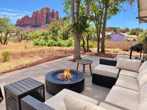 Sedona Chapel Escape With Private Hot Tub And Views - 塞多納
