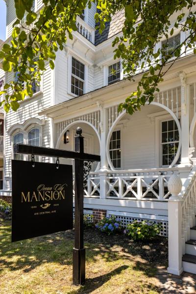 Ocean City Mansion - Sea Isle City, NJ