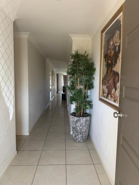 Tennela Haven North Lakes 3bedrooms & 2bathrooms1 Garage Sleeps 7 - Beachmere