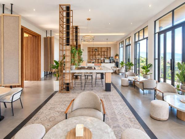 Mounthills Cafe & Villas - Kintamani