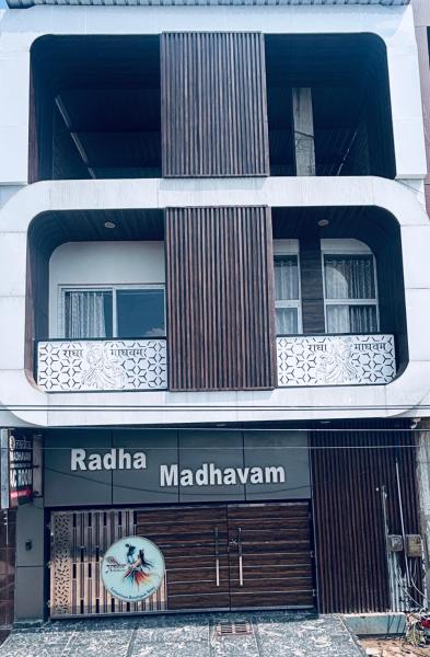 Radha Madhavam Luxurious Boutique Hotel - Vrindavan